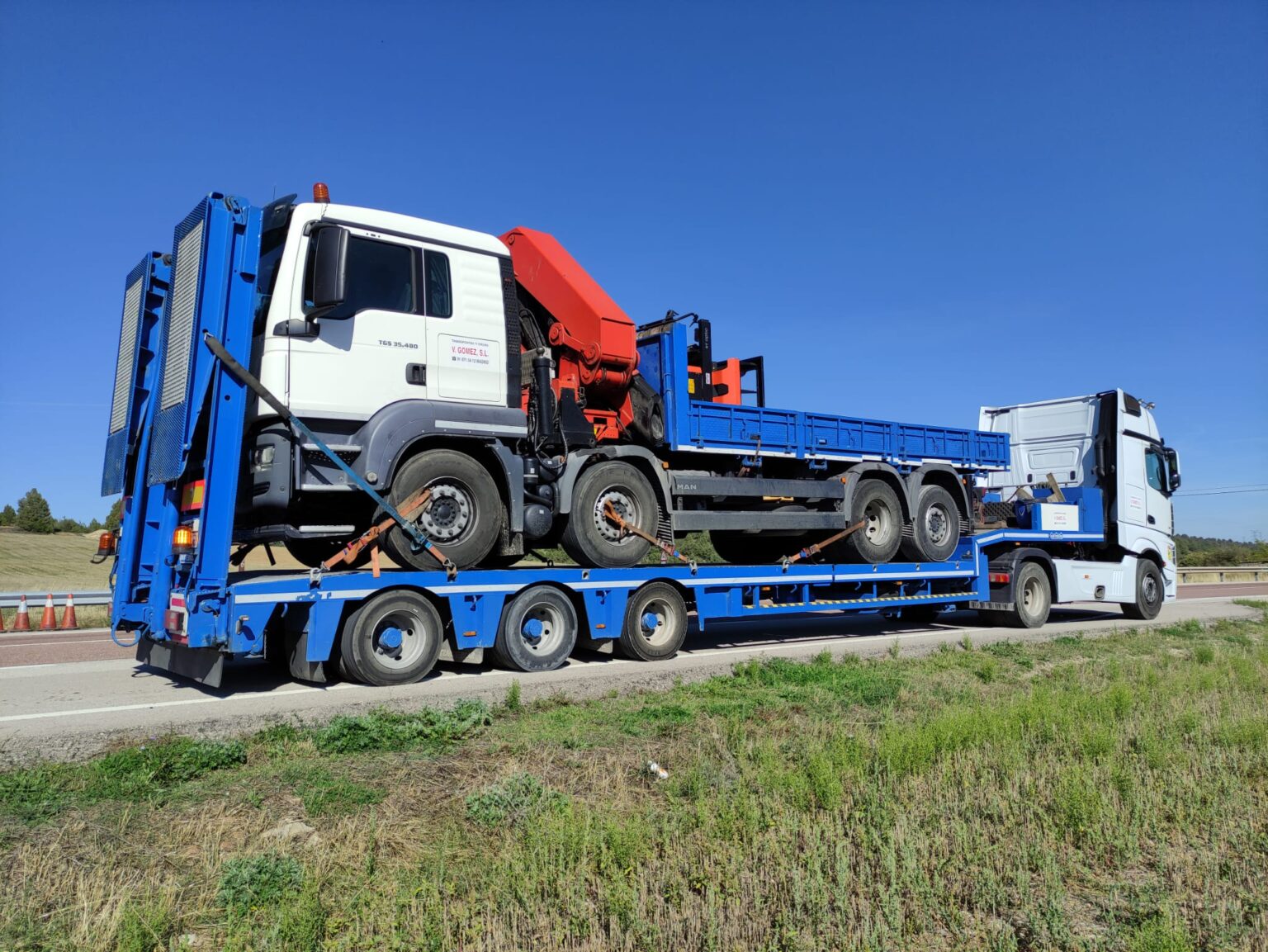 SERVICIO DE CAMION GÓNDOLA – Transportes V. Gómez